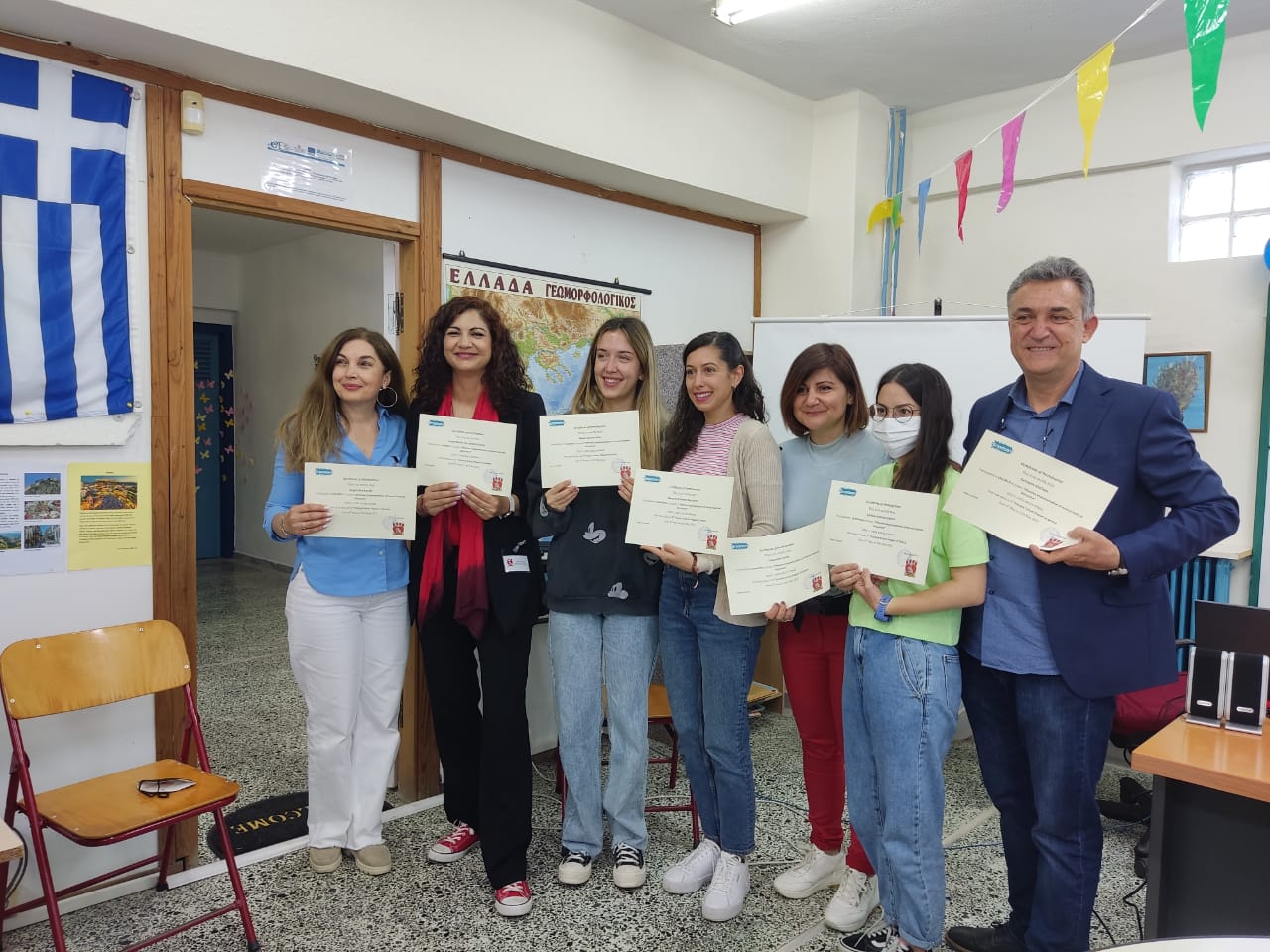 Το 1ο δημοτικό σχολείο Πλαγιαρίου φιλοξένησε εκπαιδευτικούς από ...